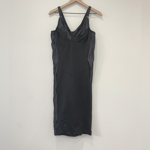 Crown-ette | Intimates & Sleepwear | Crownette Black Shape Wear Midi ...